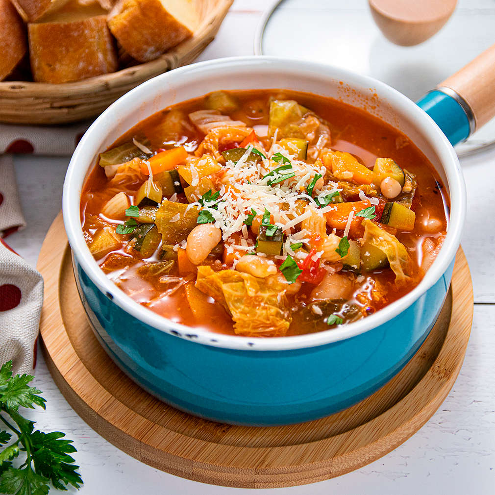 Recept: Minestrone s tjesteninom | Kaufland