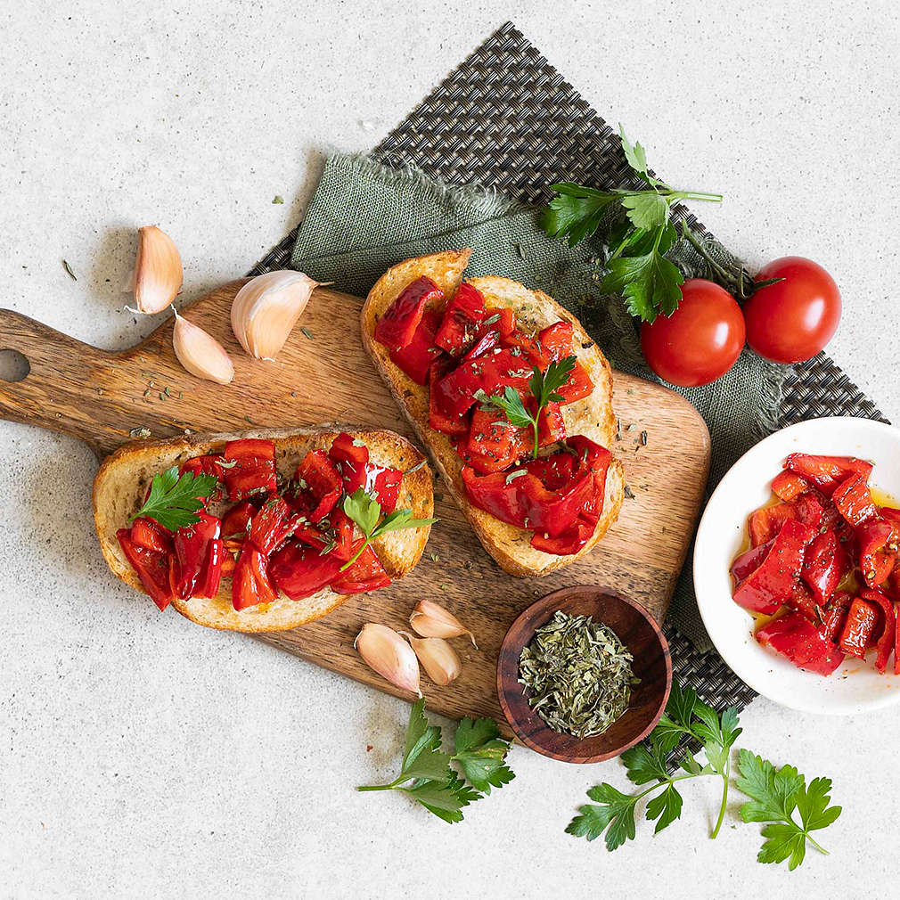 Česnekové topinky s grilovanou paprikou - Recept | Kaufland