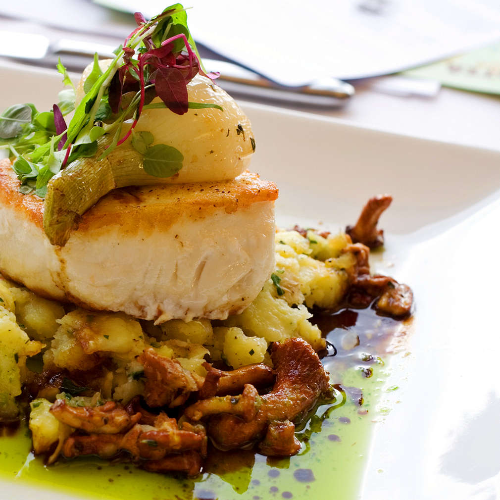 Cod negru cu legume: Vezi rețeta | Kaufland