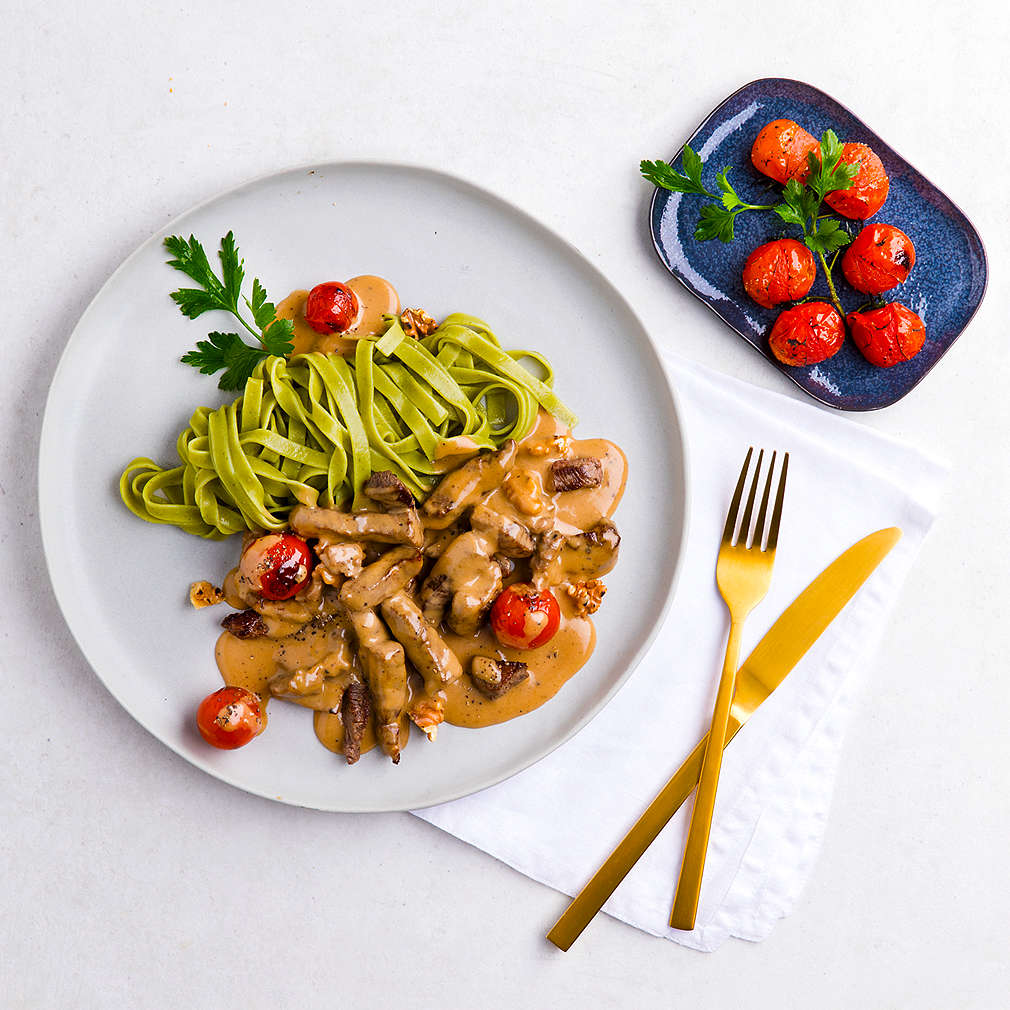 Rinderfiletspitzen mit Bandnudeln und Walnüssen - Rezept | Kaufland